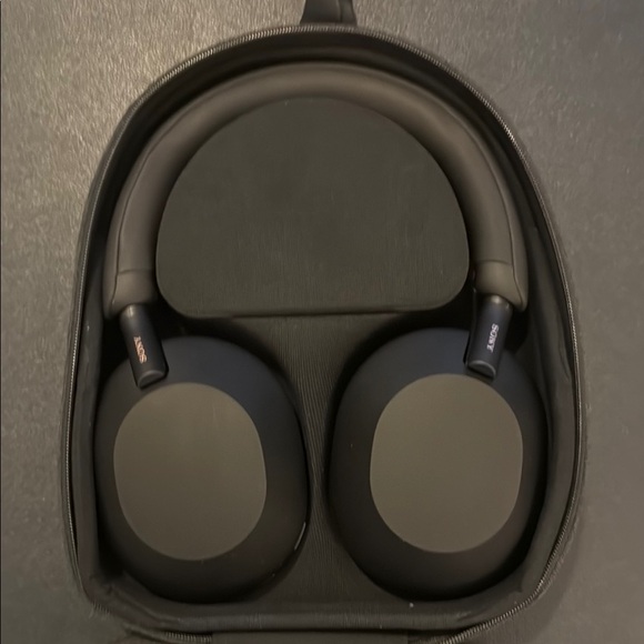 Sony | Headphones | Sony Overear Black Wireless Headphones | Poshmark